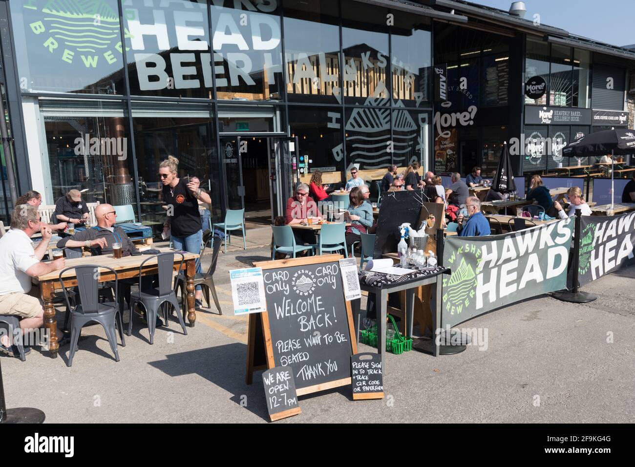 Yard of beer hi-res stock photography and images - Alamy