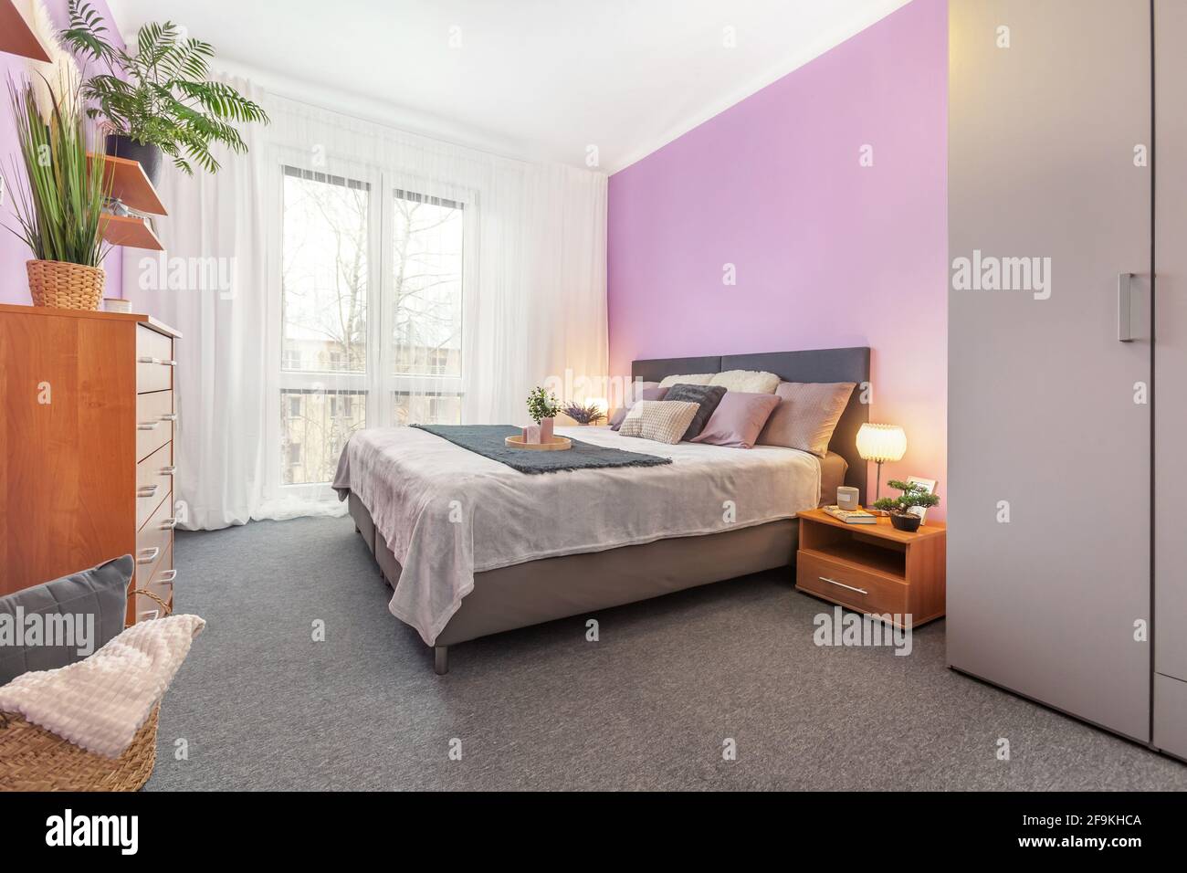 Interior photo shoot in a modern apartment Stock Photo - Alamy