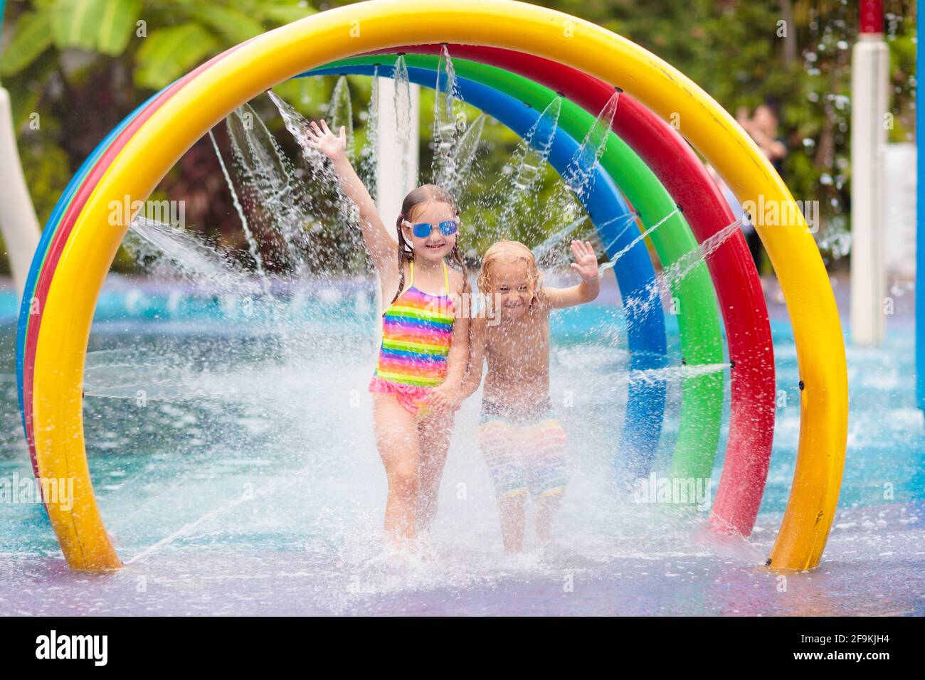 Family amusement park singapore hi-res stock photography and images - Alamy