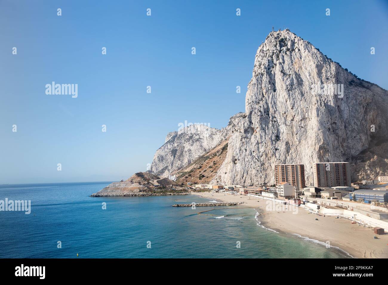 Rock of gibraltar hi-res stock photography and images - Alamy