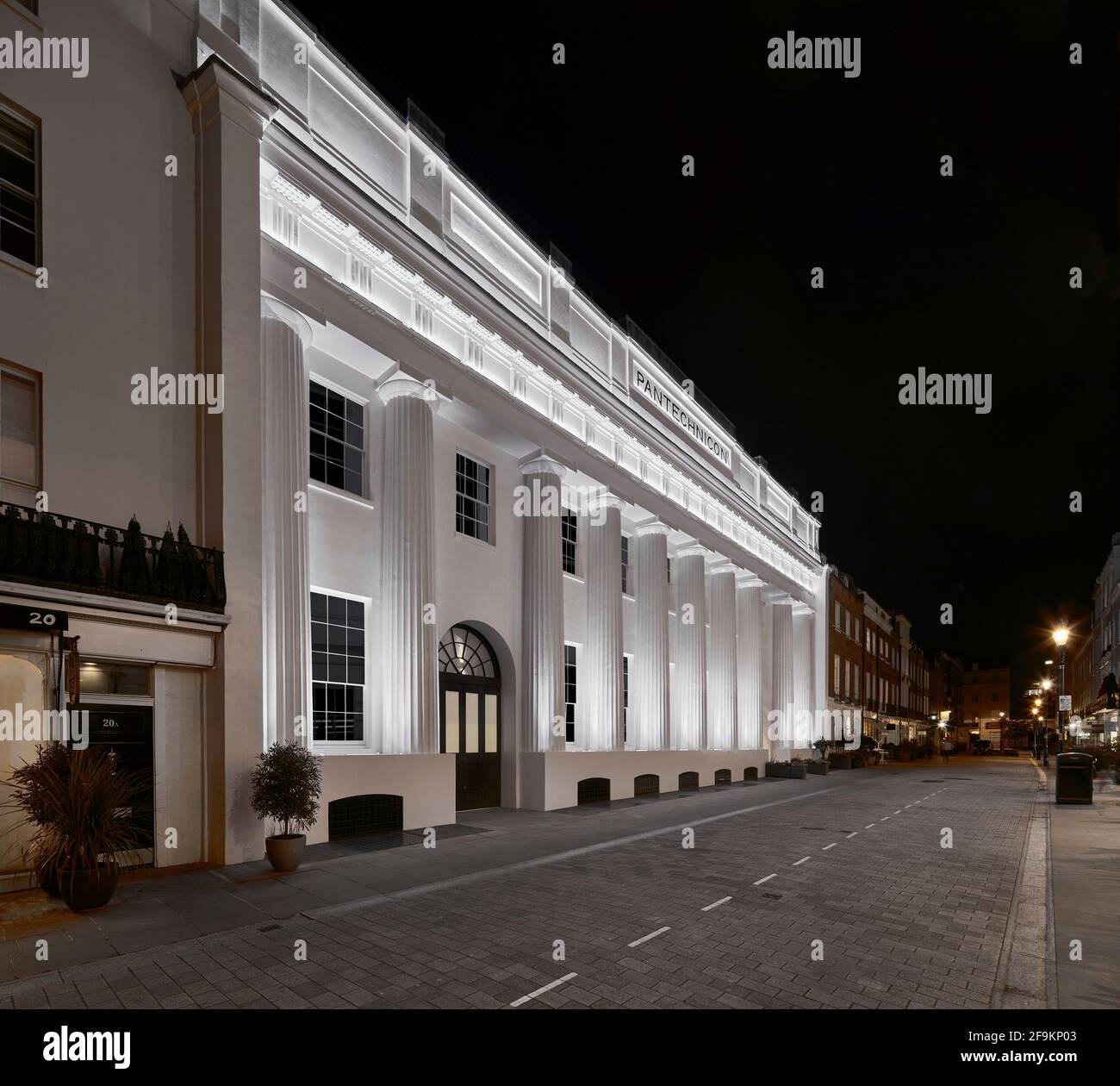 Pantechnicon hi-res stock photography and images - Alamy