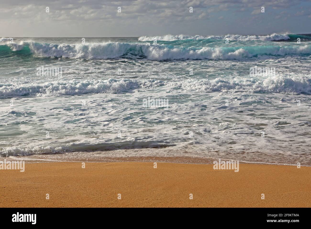 Waves of North Shore, Oahu, Hawaii Stock Photo - Alamy