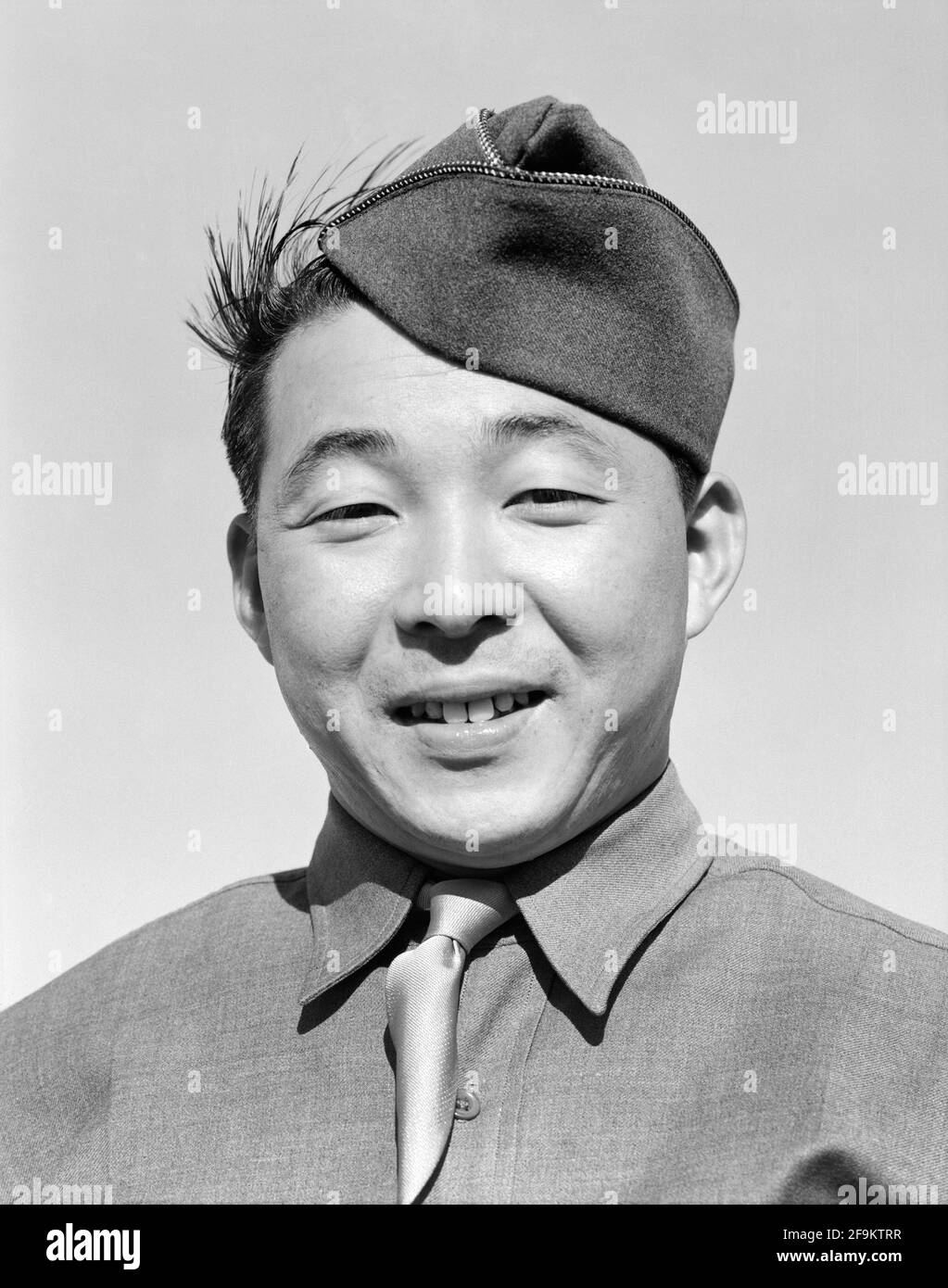 Japanese american military 1940s hi-res stock photography and images ...