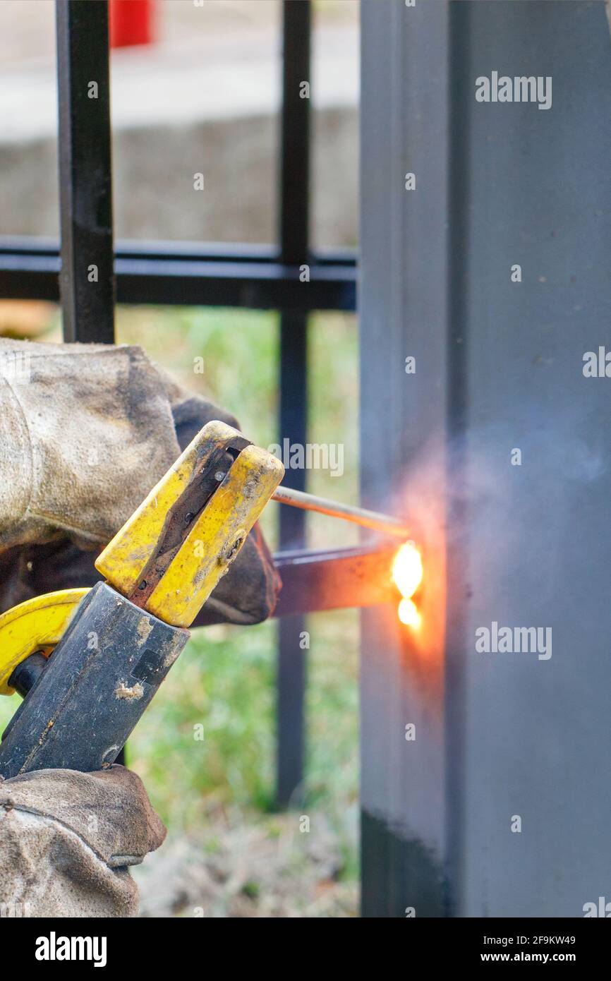 Electrode holder hi-res stock photography and images - Alamy