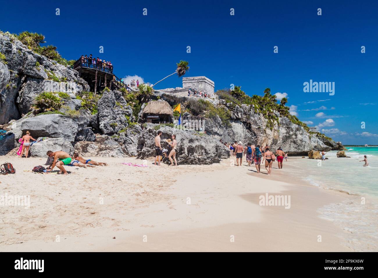 Yucatan beach maya temple tulum hi-res stock photography and images - Alamy