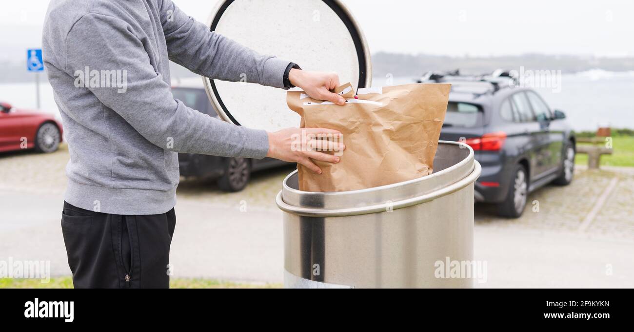 Paper recycling collection point hi-res stock photography and images ...