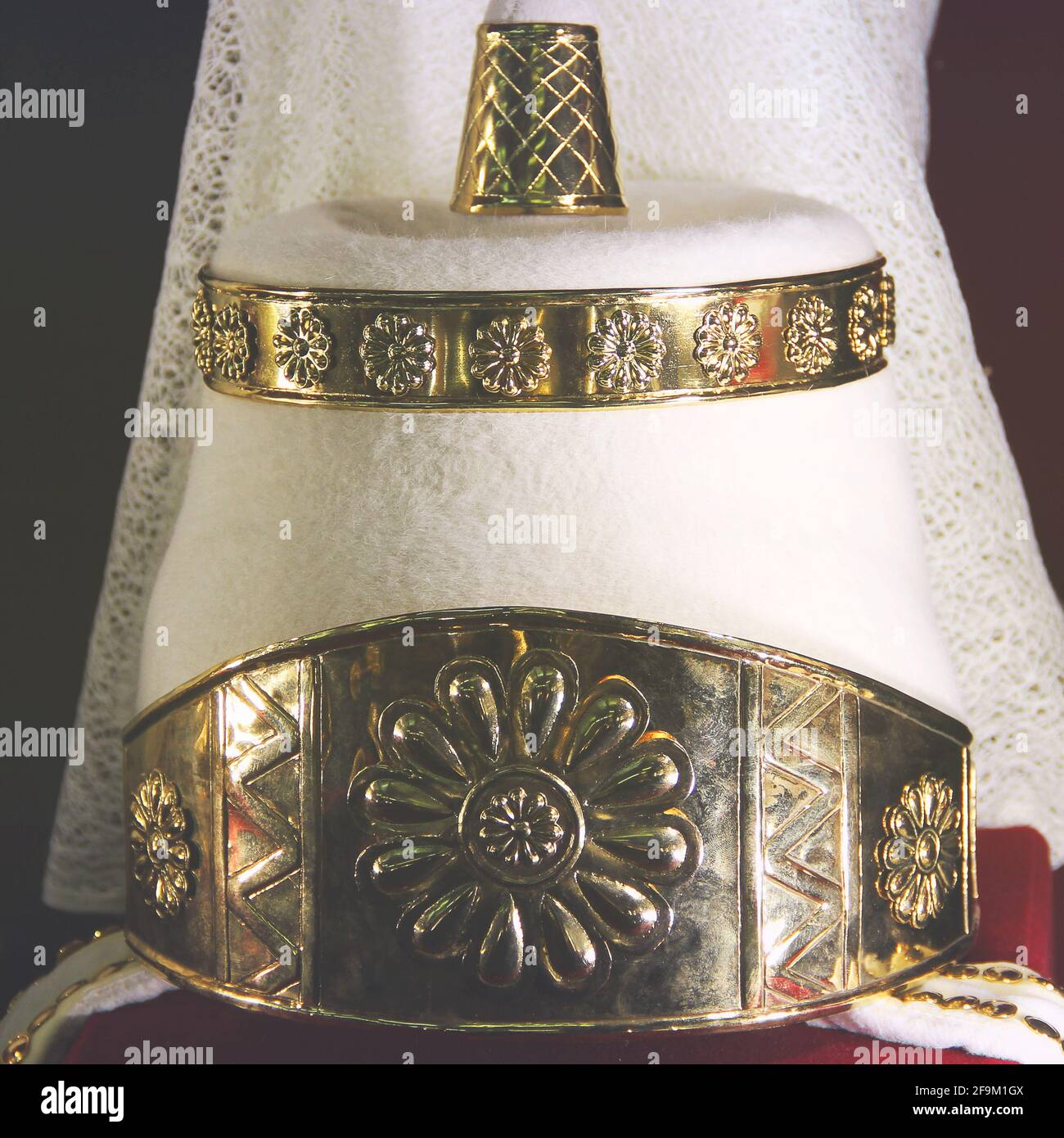 Golden decoration for the head Stock Photo - Alamy