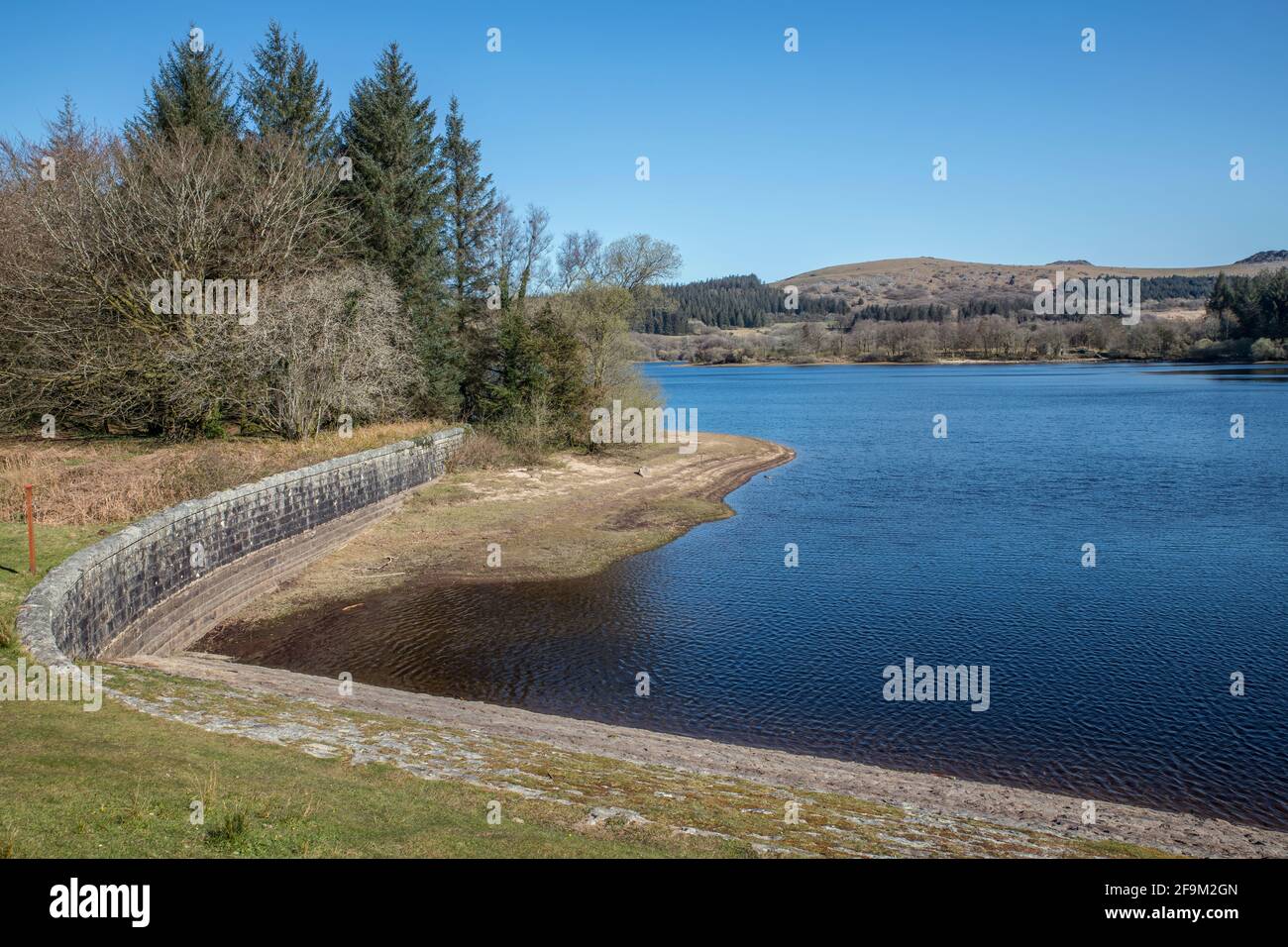 Burrator dam hi-res stock photography and images - Alamy