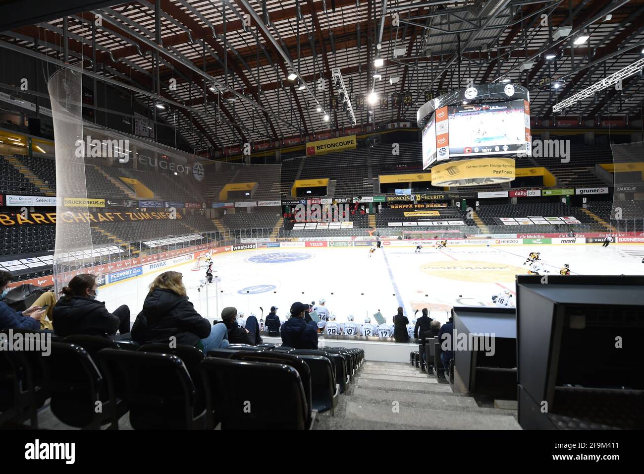 Scb fans hi-res stock photography and images - Alamy