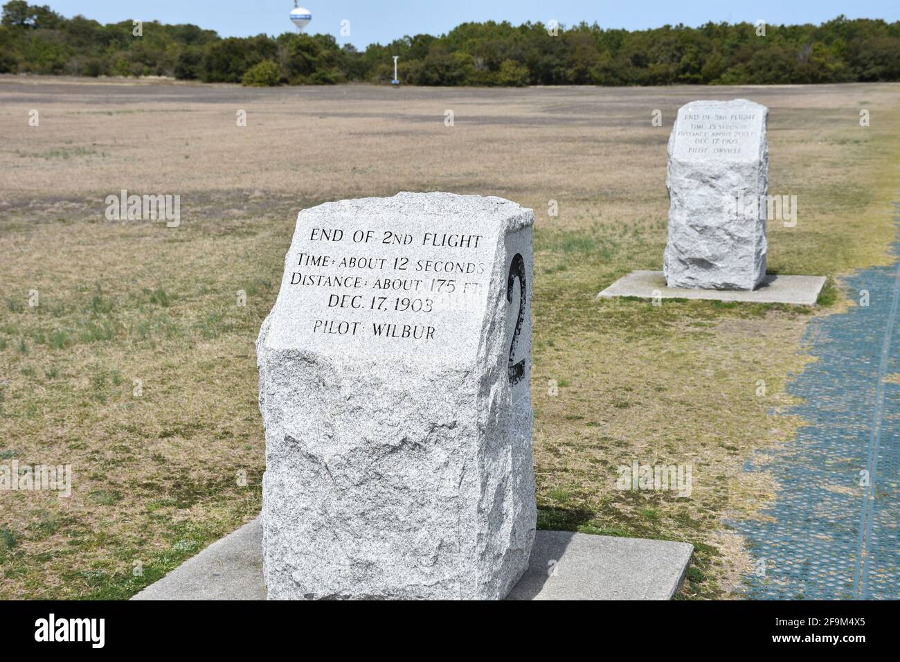A Marker showing where the second flight of the Wright Brothers ended ...