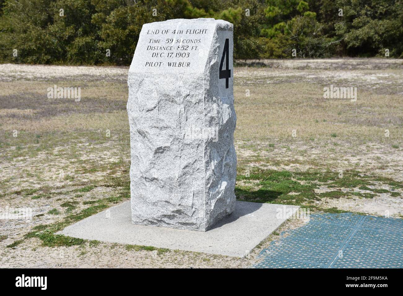 A Marker showing where the fourth flight of the Wright Brothers ended ...