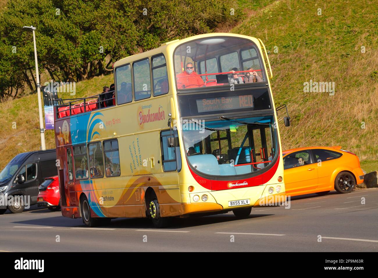 Scarborough double decker hi-res stock photography and images - Alamy