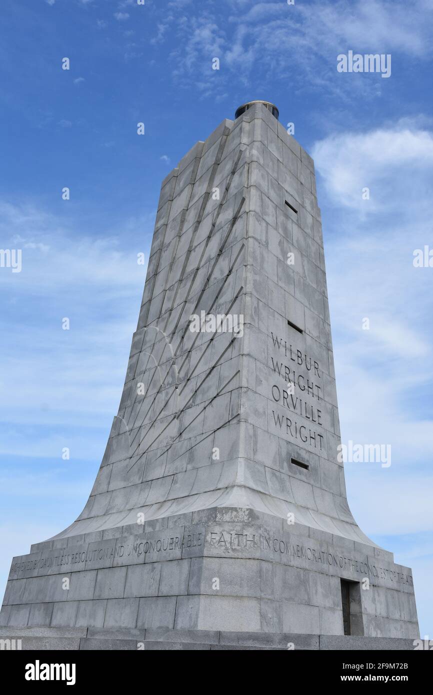The Wright Brothers Monument at the Wright Brothers National Memorial ...