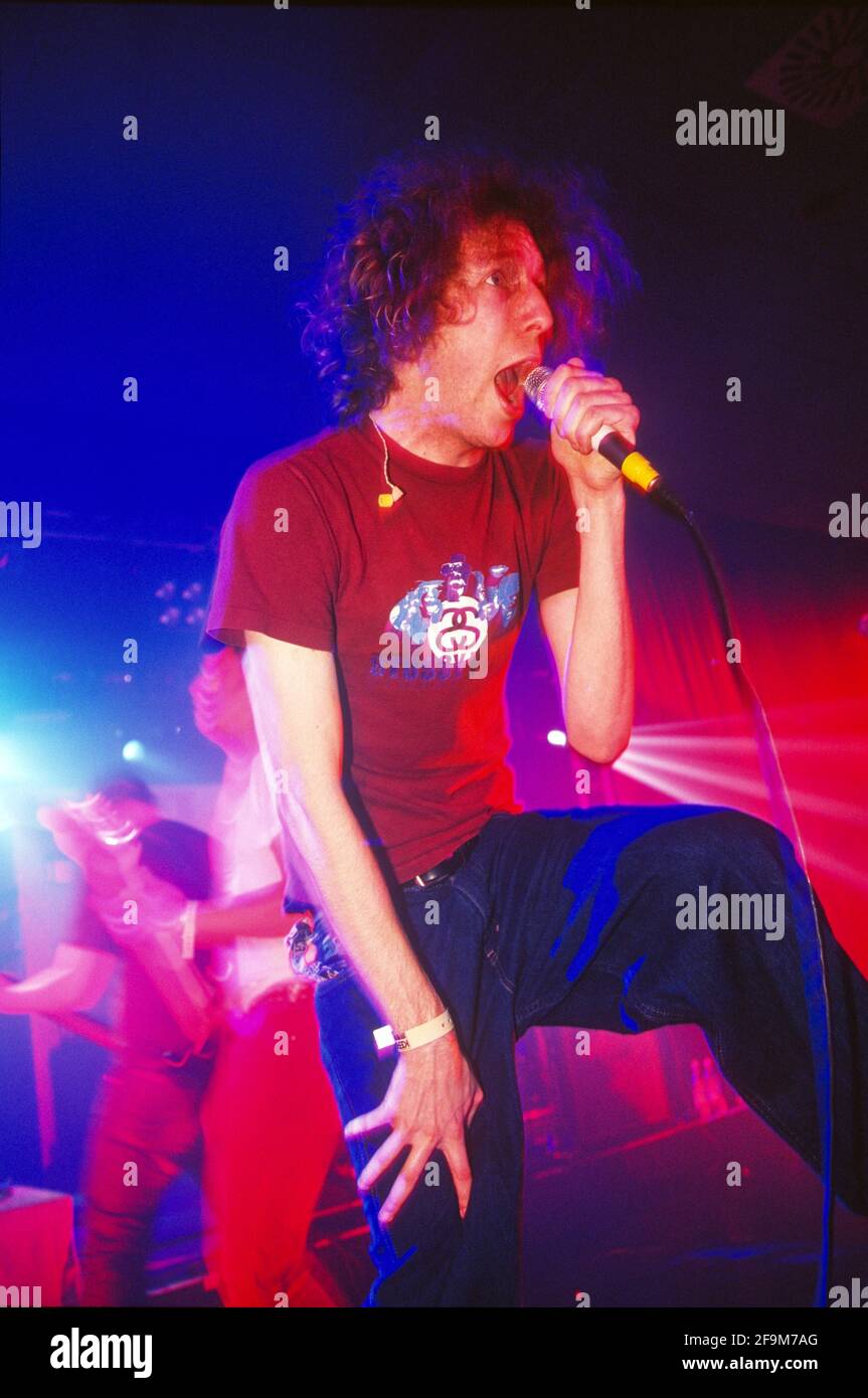 100 reasons band hi-res stock photography and images - Alamy