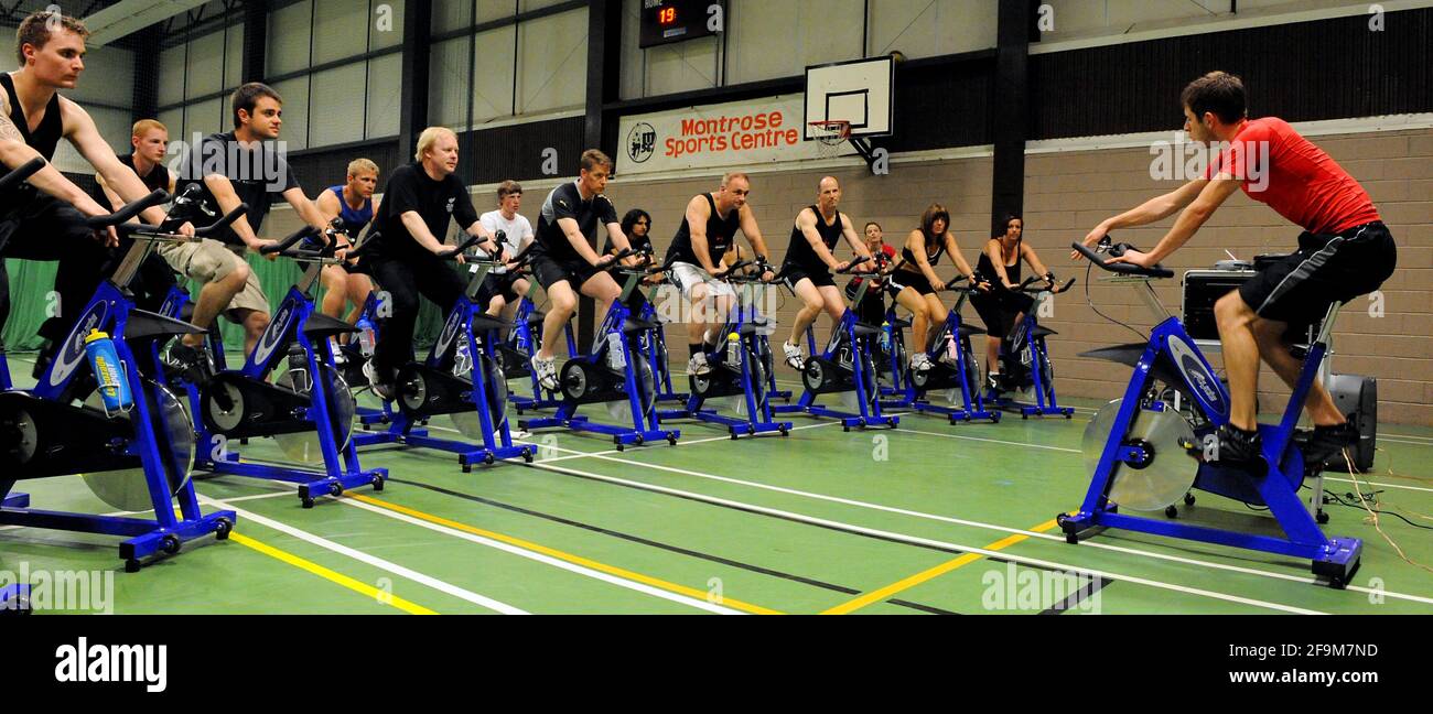 Spin cycles hi-res stock photography and images - Alamy