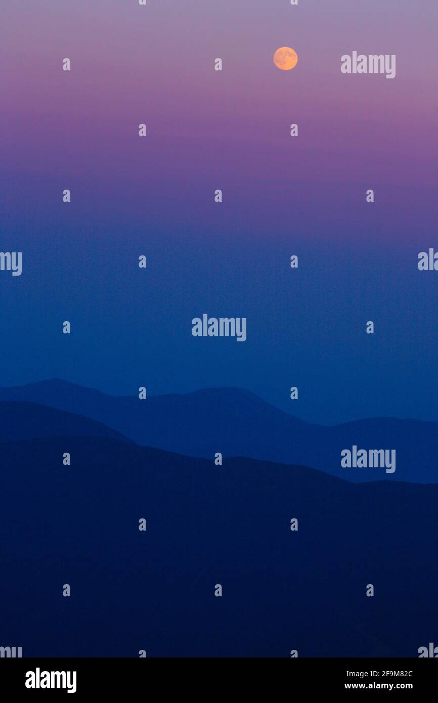 Hike night mountain moon moonlight forest hi-res stock photography and ...