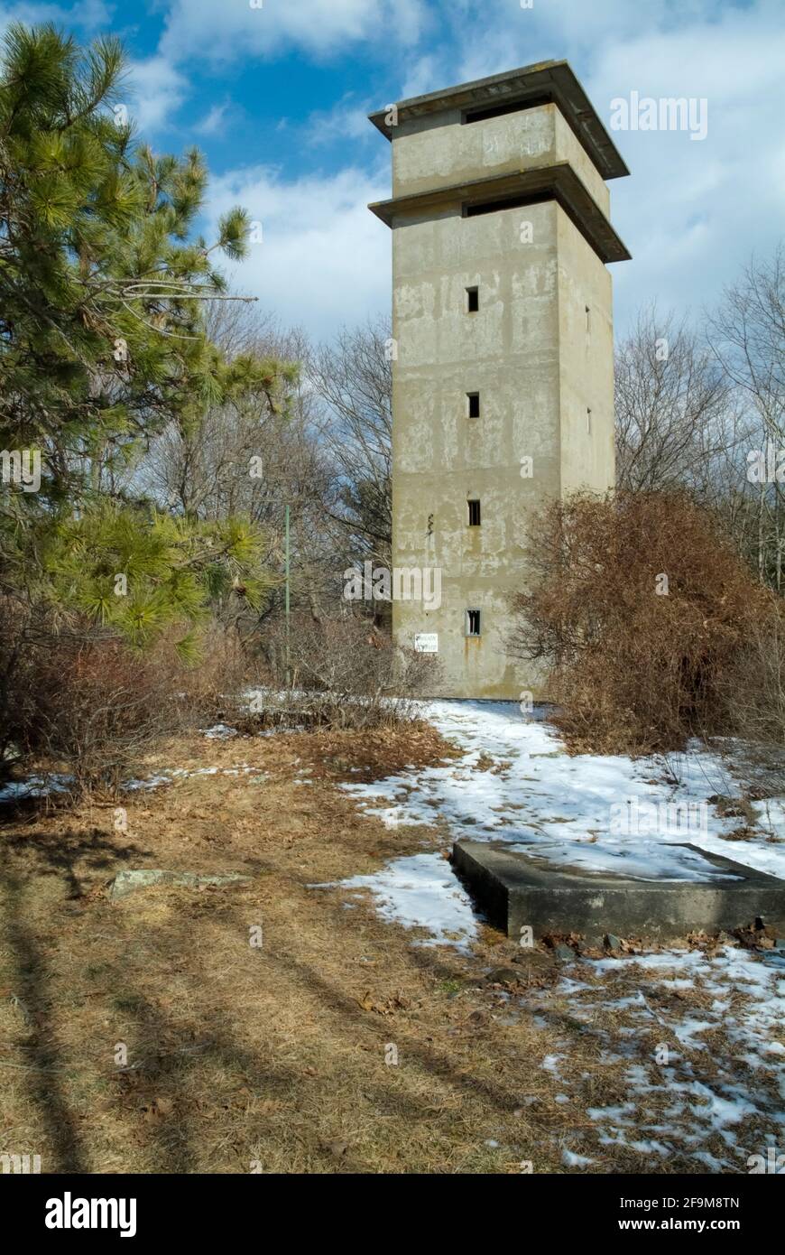 Fire Control Tower at Fort Foster Park on Gerrish Island in Kittery ...