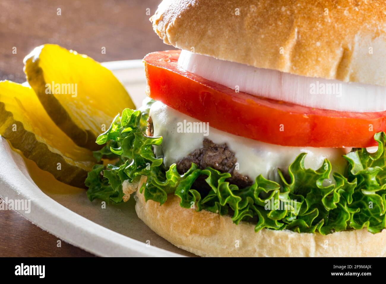 Cheeseburger american hi-res stock photography and images - Alamy