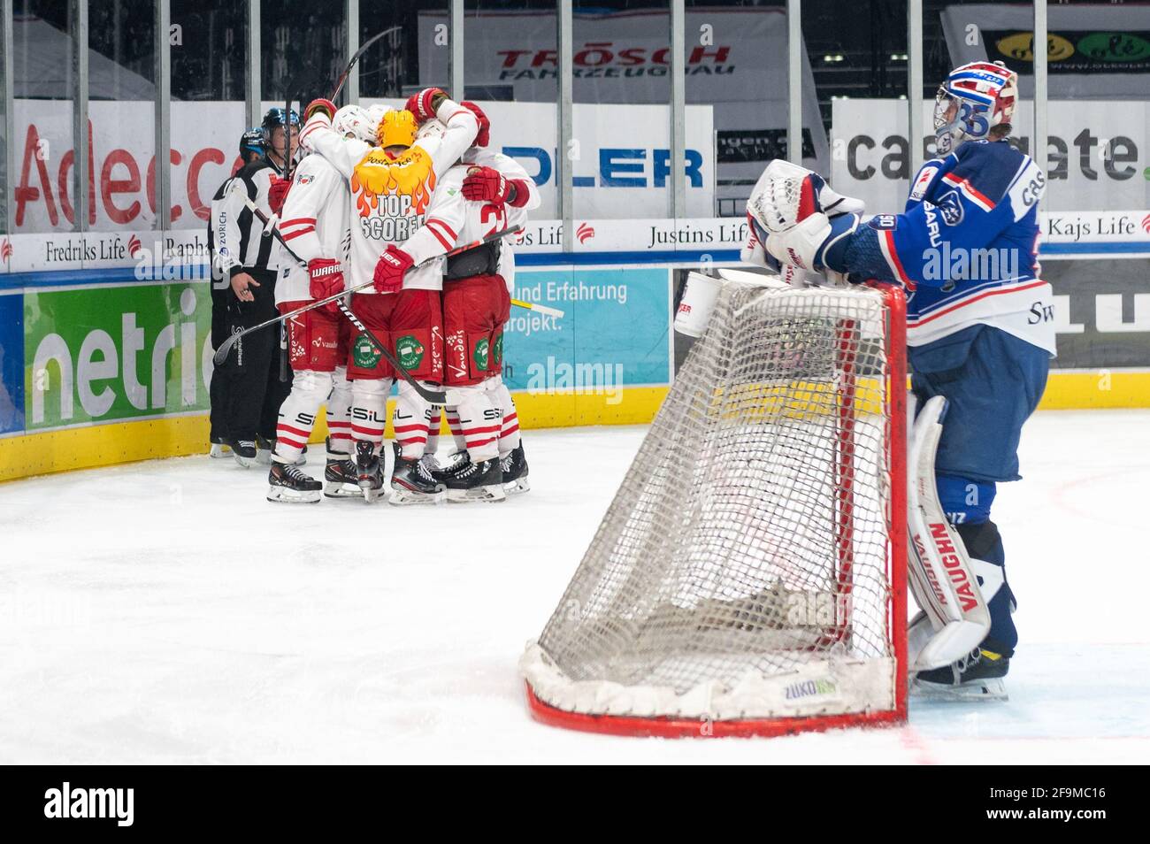 Cody almond hi-res stock photography and images - Alamy