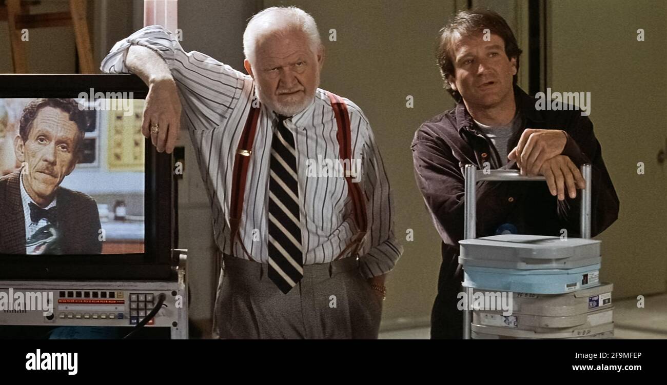 USA. Robert Prosky and Robin Williams in a scene from (C)20th Century ...