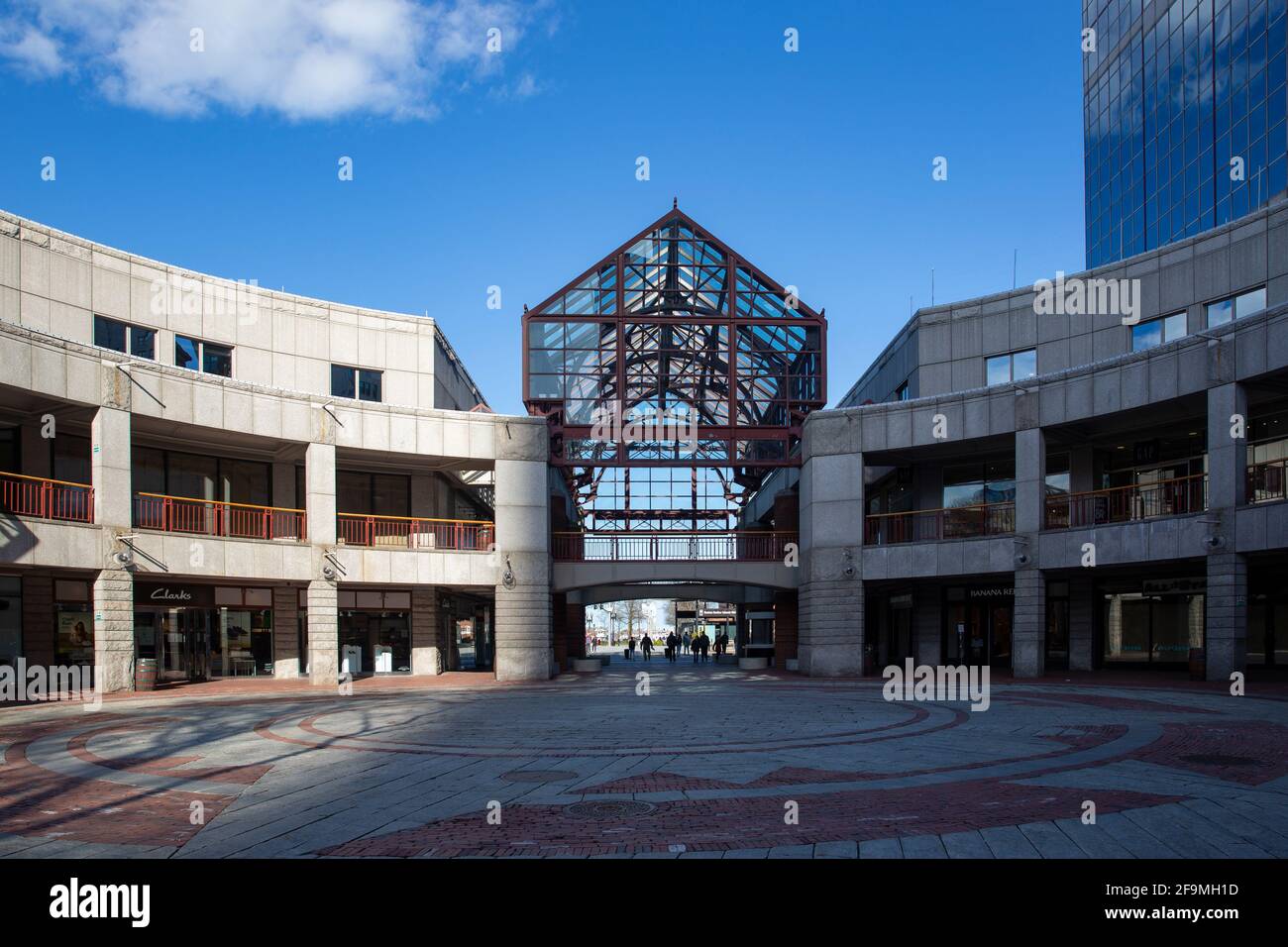 Quincy shopping mall hi-res stock photography and images - Alamy