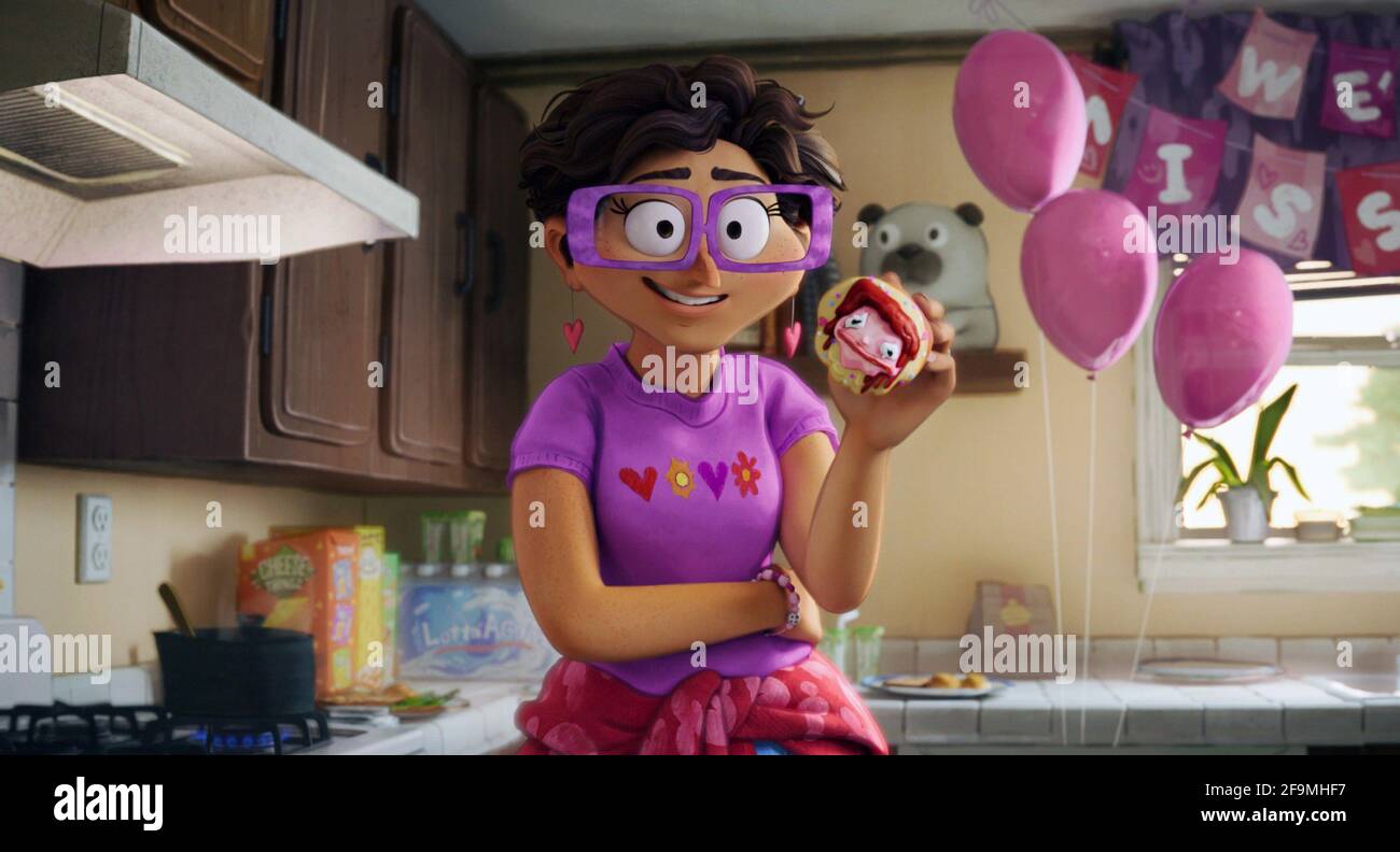 THE MITCHELLS VS. THE MACHINES, Linda Mitchell (voice: Maya Rudolph ...