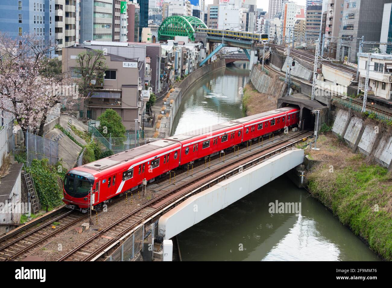 Kanda river transport hi-res stock photography and images - Alamy