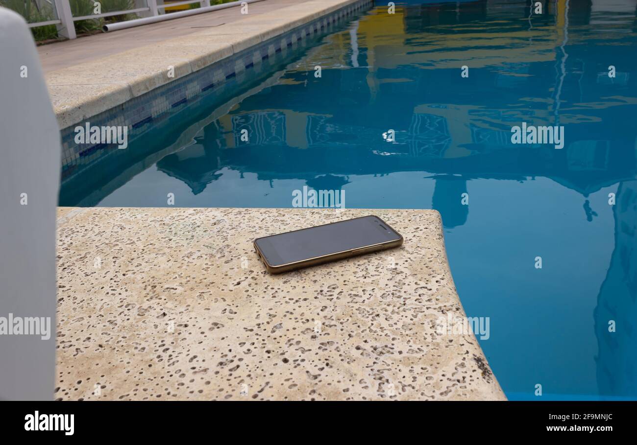 Pool technology hi-res stock photography and images - Alamy