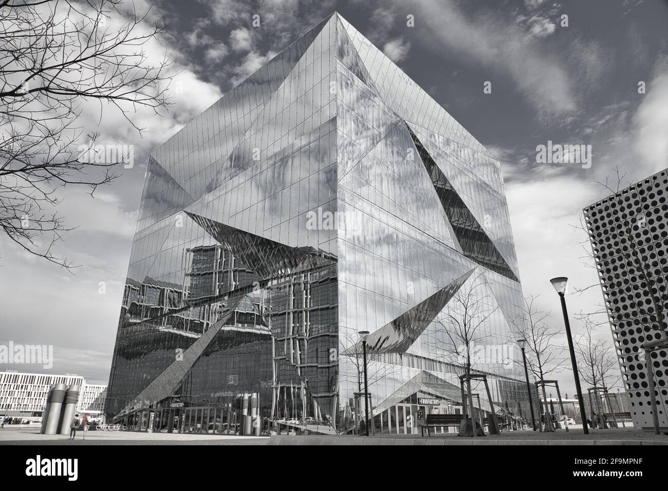 Cube Berlin. Office Building at Washington Square in front of Central ...