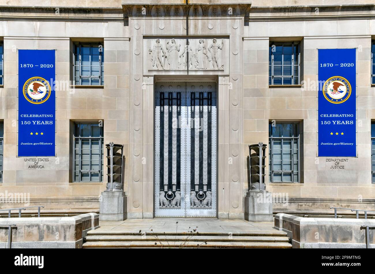 Department of justice building hi-res stock photography and images - Alamy