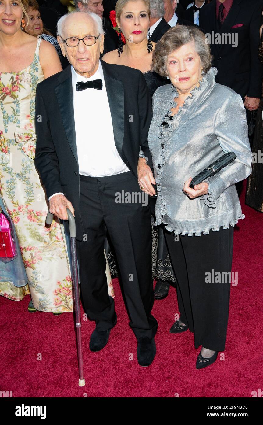 Eli Wallach at 83rd Annual Academy Awards held at the Kodak Theatre on ...