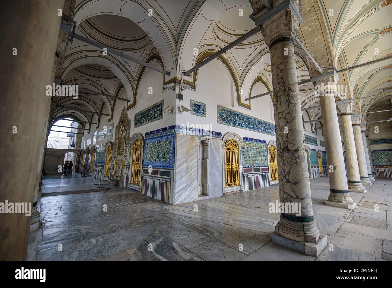 Istanbul, Turkey. Inside Topkapi palace. Amazing interior in Ottoman ...