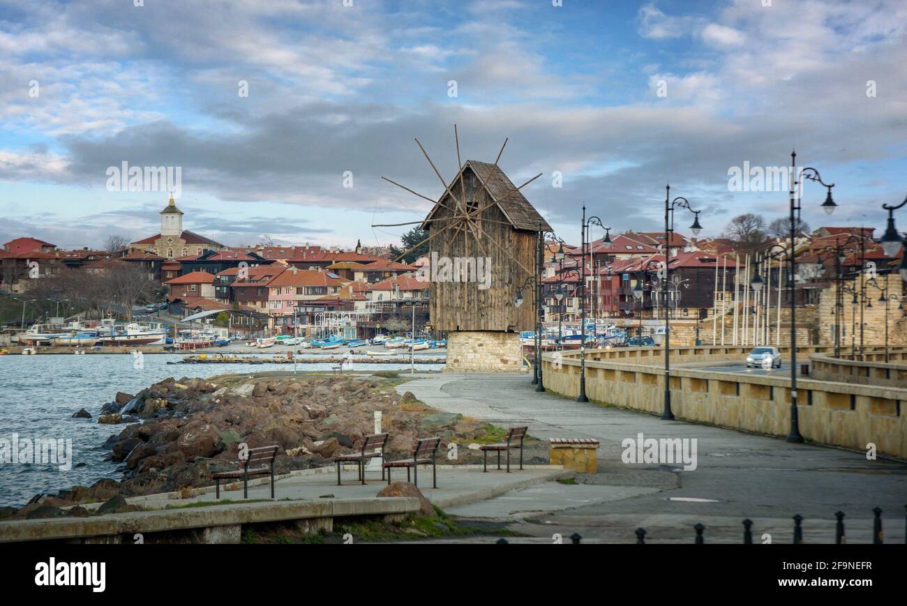 Black mill bay hi-res stock photography and images - Alamy