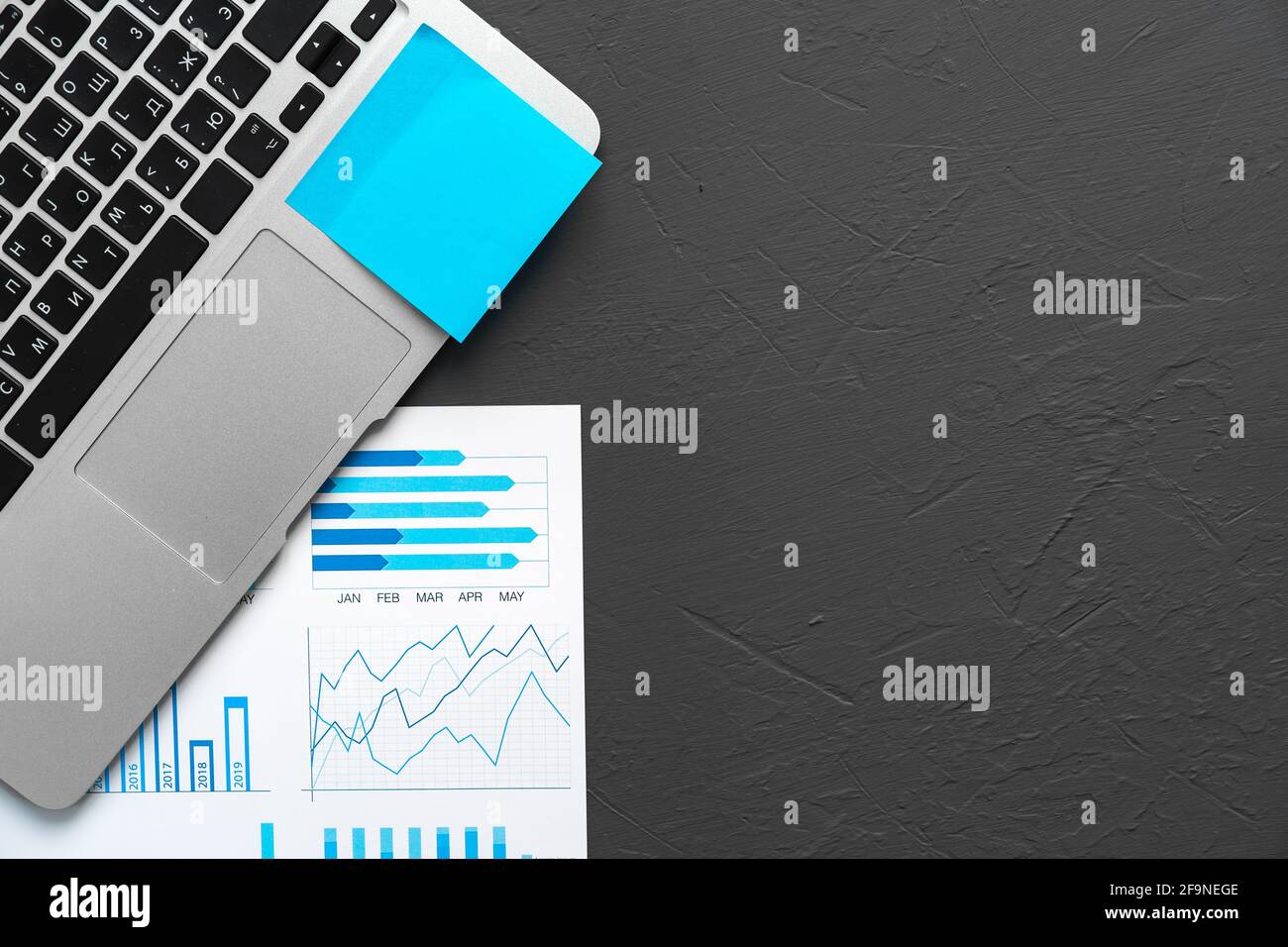 Printed graphs hi-res stock photography and images - Alamy