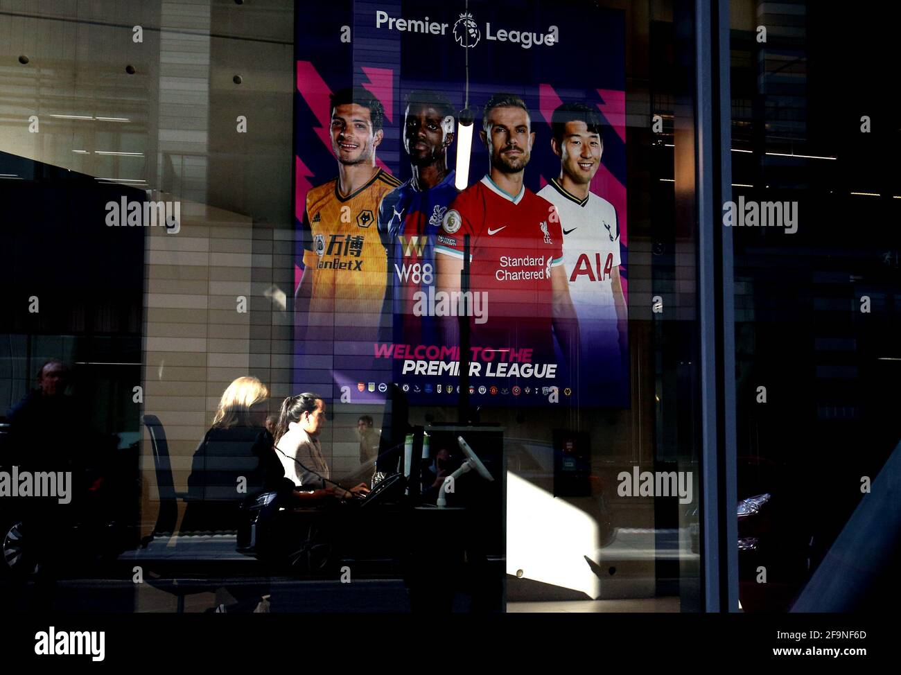 The premier league banner hi-res stock photography and images - Alamy