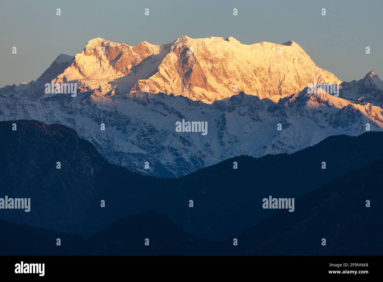 Mount Chaukhamba morning view, Himalaya, Indian Himalayas, great ...