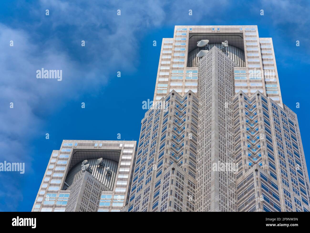 Cuboid building hi-res stock photography and images - Alamy