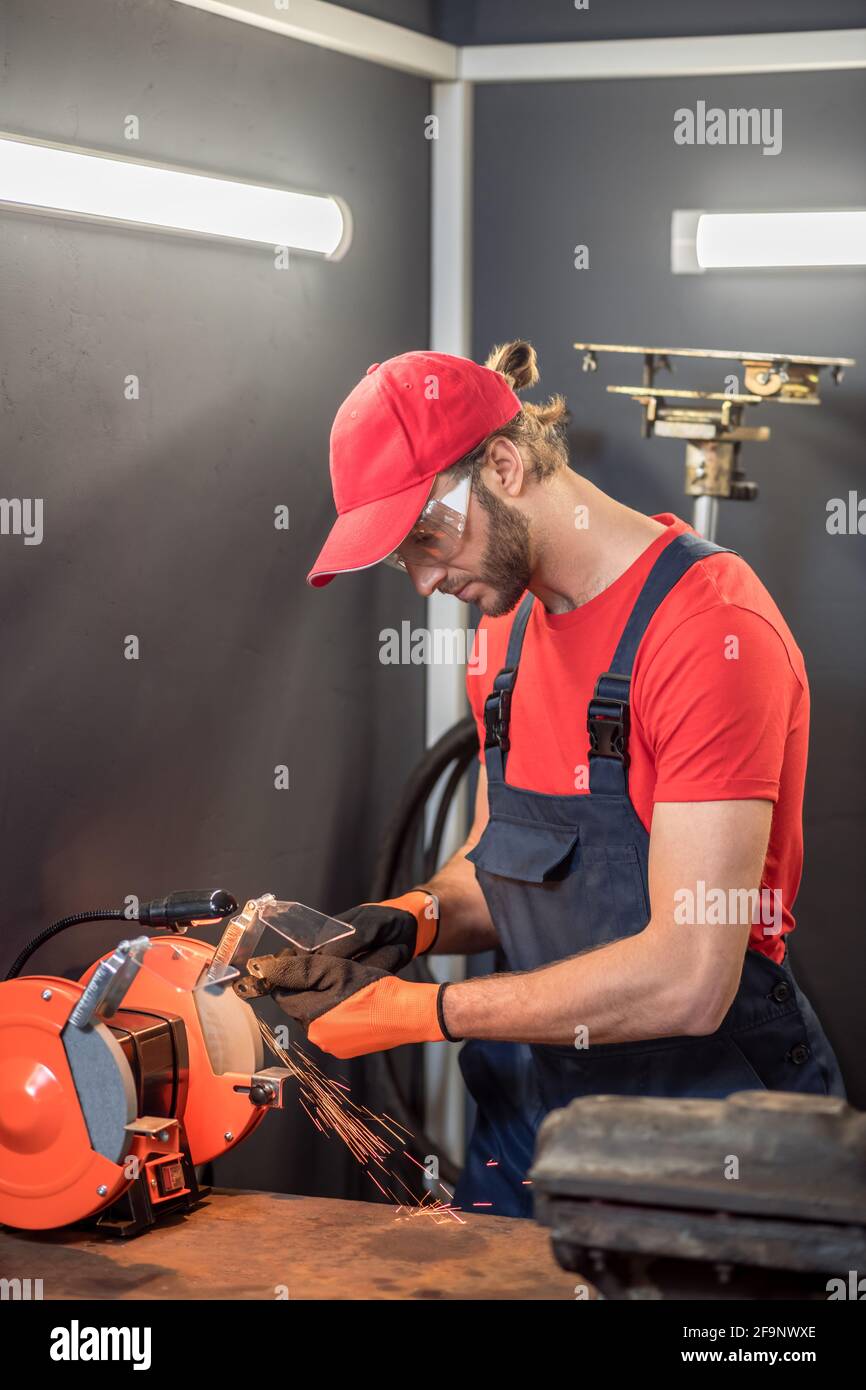 Sharpening machine tool hi-res stock photography and images - Alamy