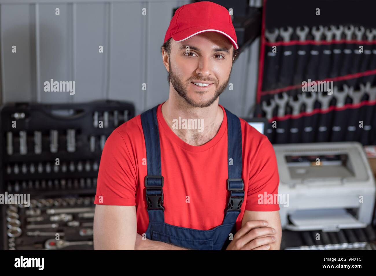 Man in workwear hi-res stock photography and images - Alamy