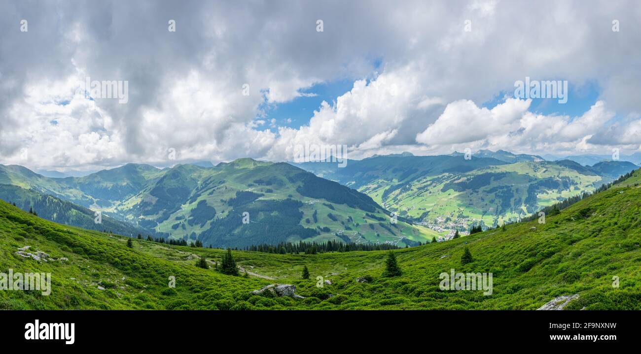 View of the the famous hiking trail Pinzgauer spaziergang in the alps ...