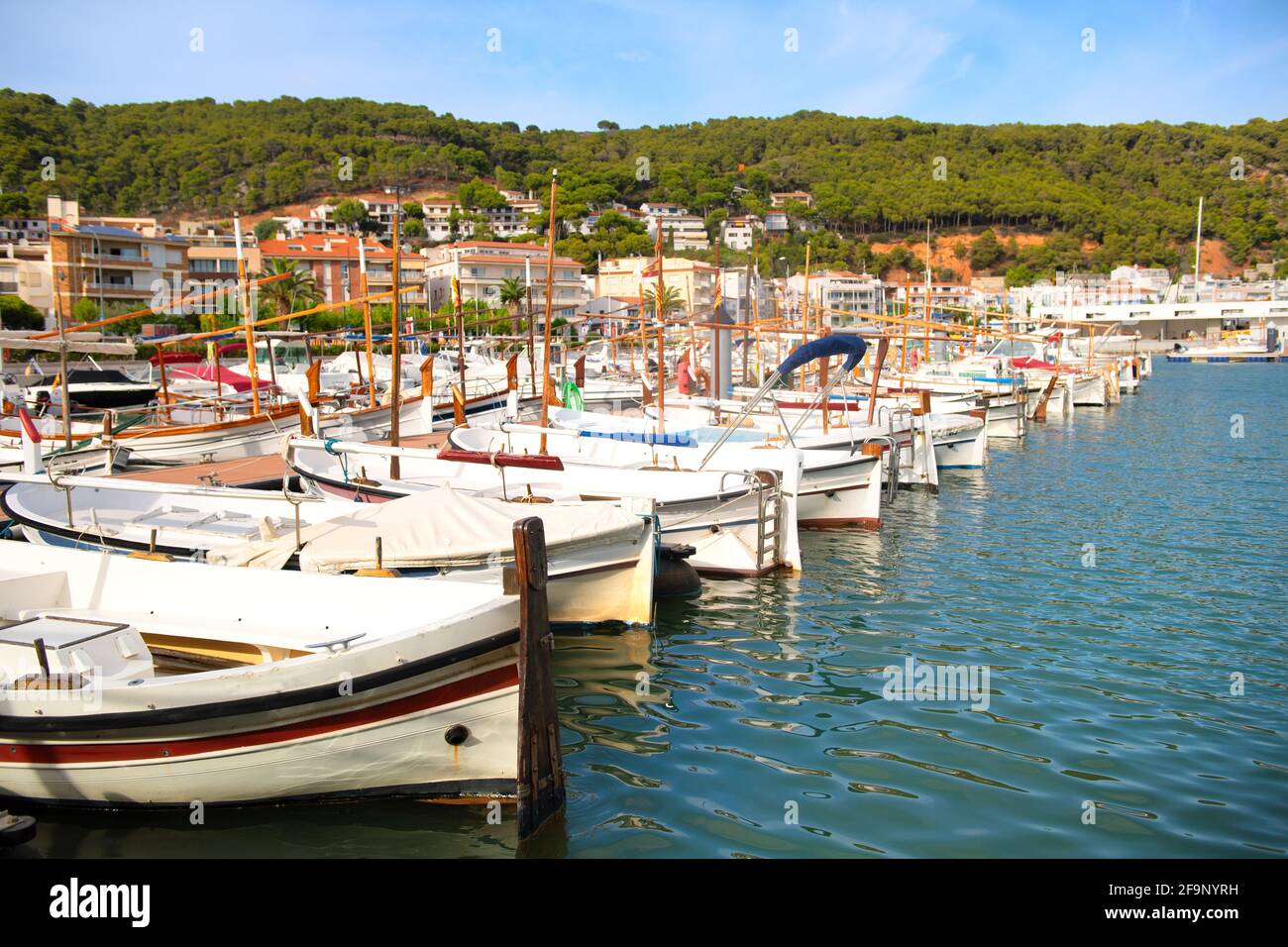Harbor for sail-yachts and other recreational boats in Estartit Spain ...