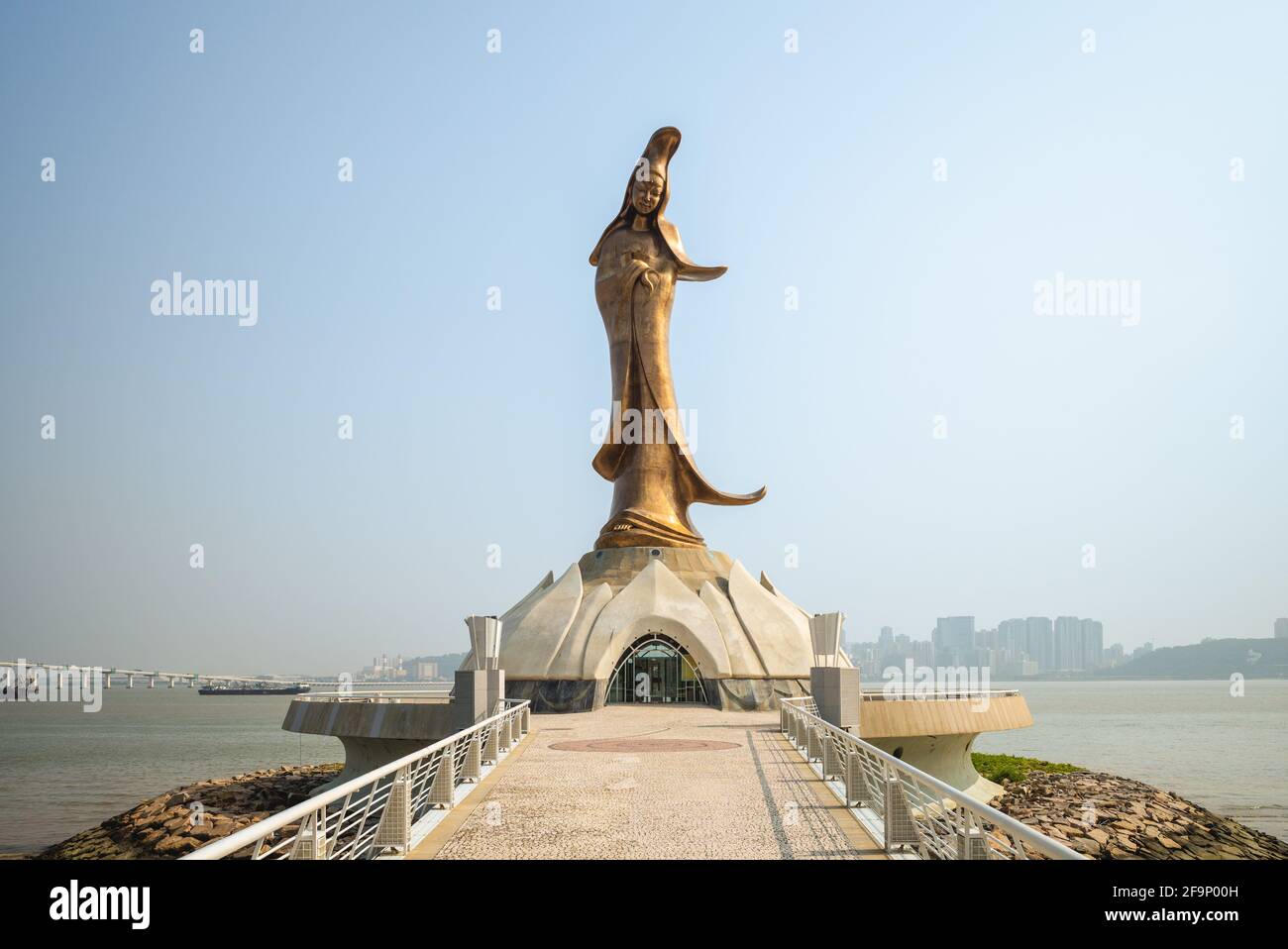 20 meters hi-res stock photography and images - Alamy