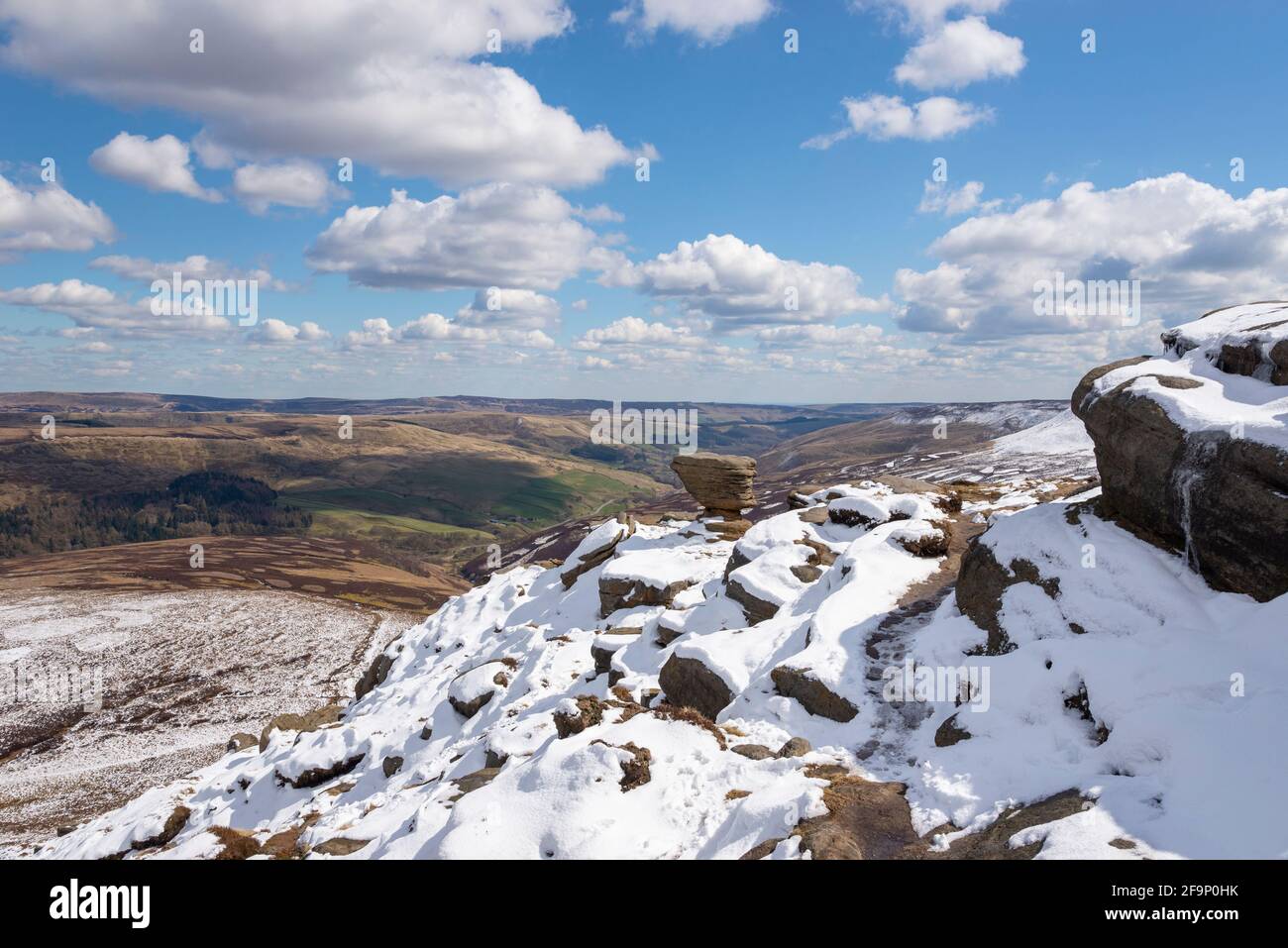 Late snowfall on Fairbrook Naze, Kinder Scout, Peak District national ...