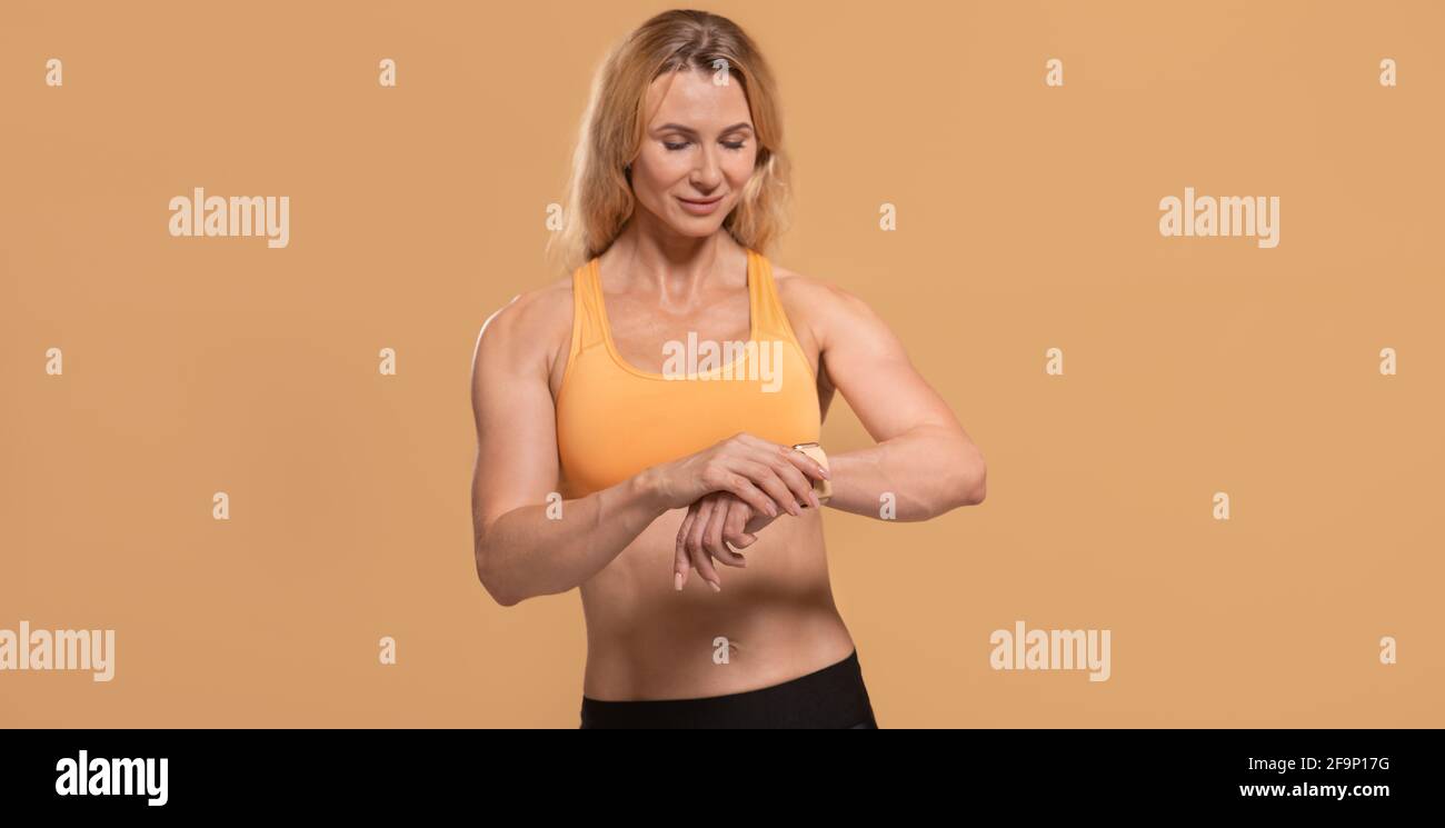Health care, heart rate and physical activity check Stock Photo - Alamy