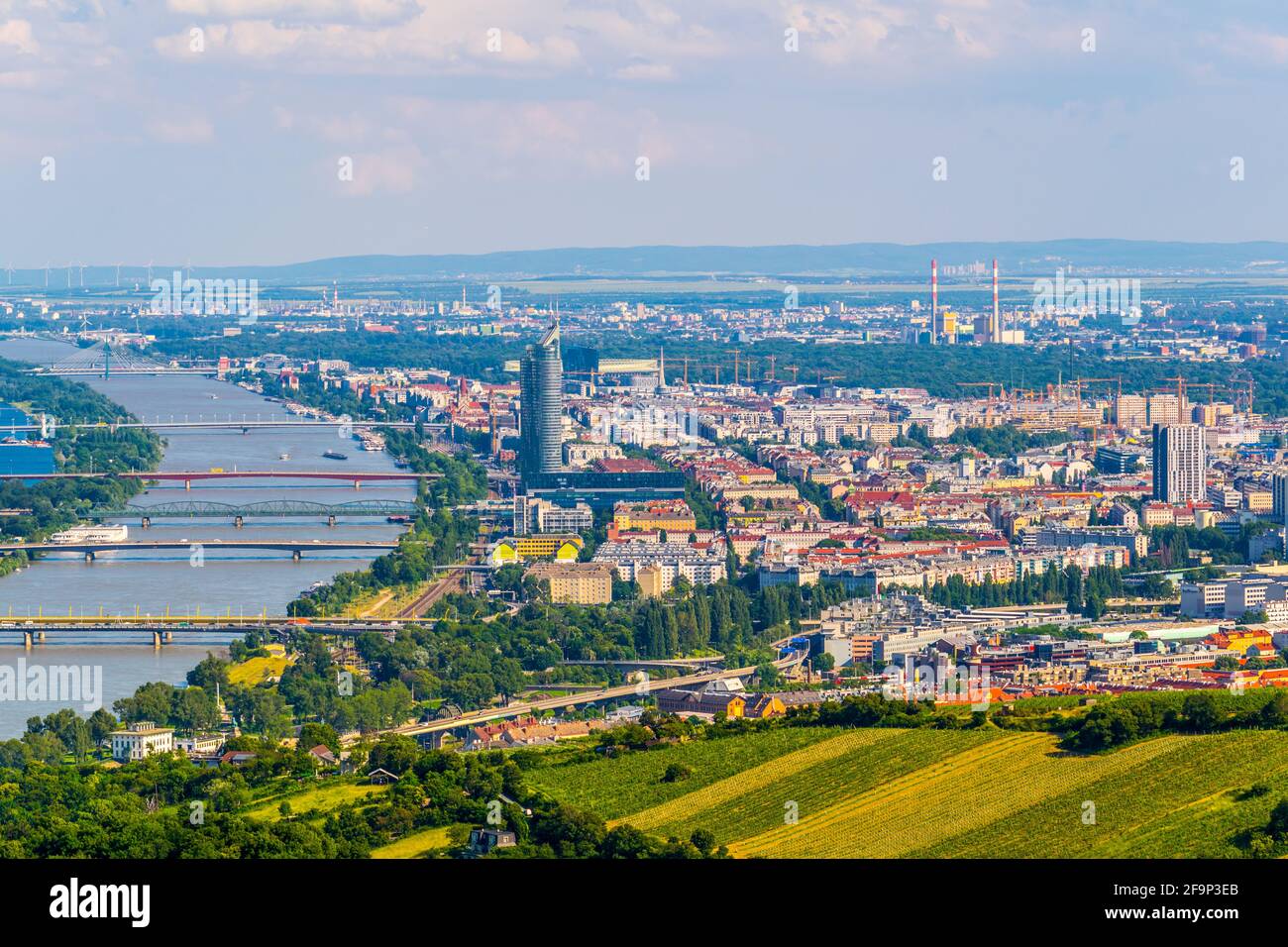 Handelskai wien hi-res stock photography and images - Alamy
