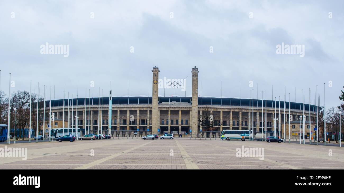 main gate of the berlin olympic stadium Stock Photo - Alamy