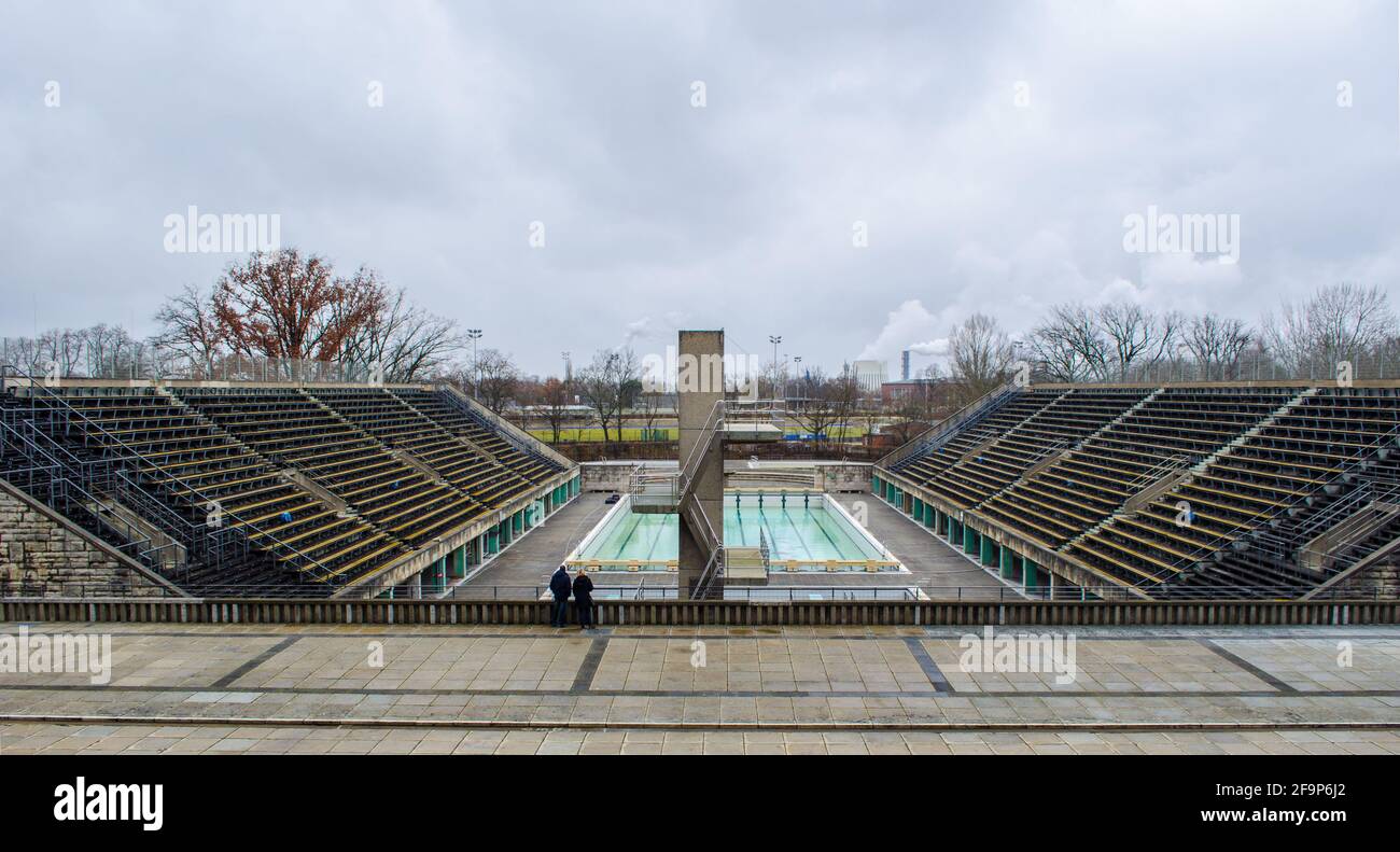 Berlin olympics swimming pool berlin hi-res stock photography and ...