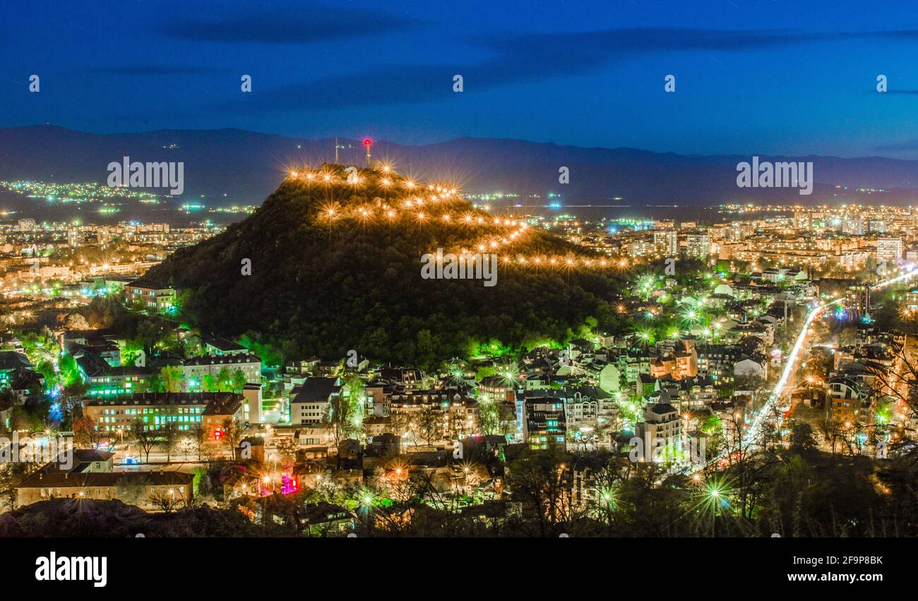 Night view plovdiv bulgaria hi-res stock photography and images - Alamy