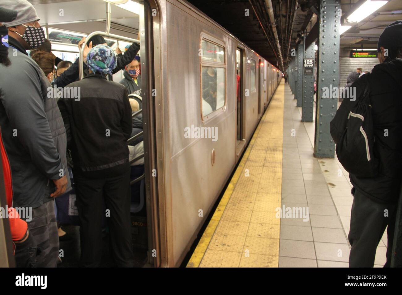 Subway rules hi-res stock photography and images - Alamy