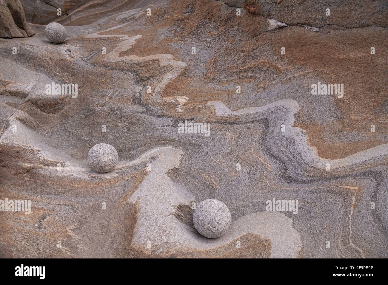 Ancient milestones hi-res stock photography and images - Alamy